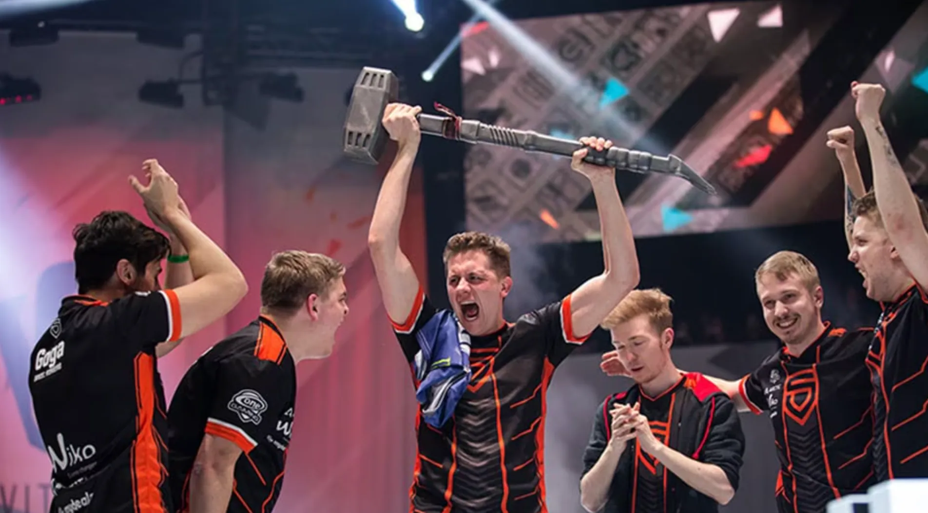 10 Best Rainbow Six Siege Teams Of All Time | 1v9